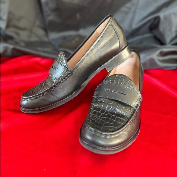 Vionic | Shoes | Vionic Black Penny Loafers Womens Size 9 | Poshmark